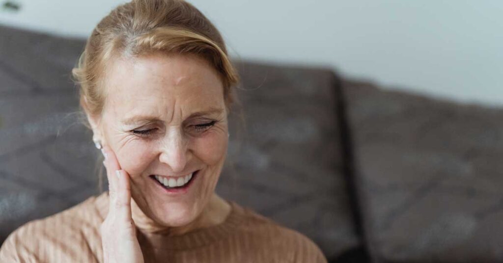 Cum să scapi de riduri cu ulei de cocos? - Sanelina cosmetică premium ...